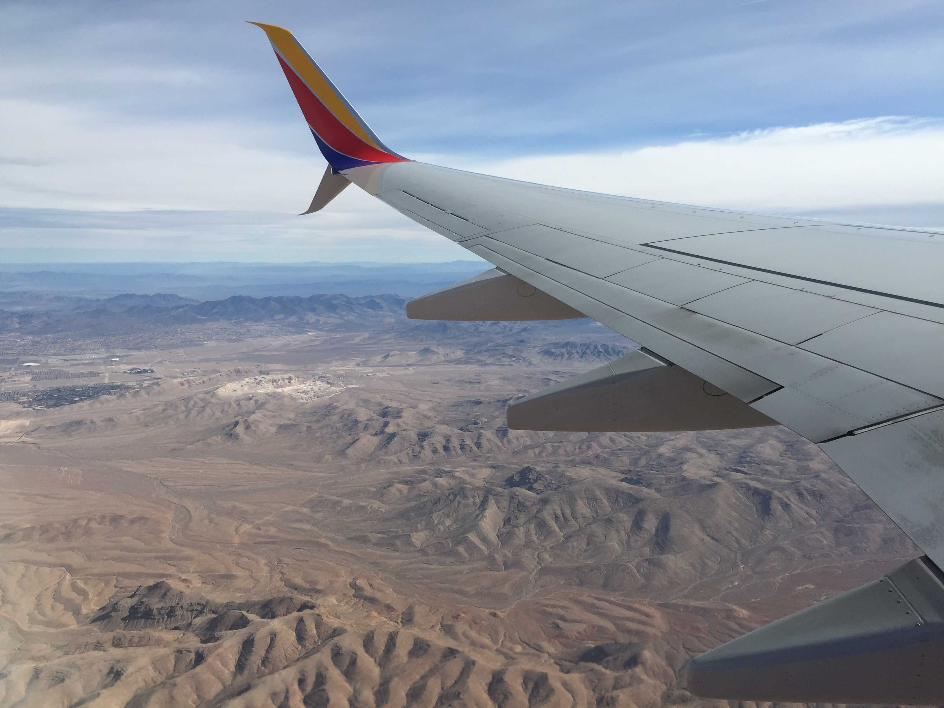 best plane window seat view between Las Vegas and Burbank