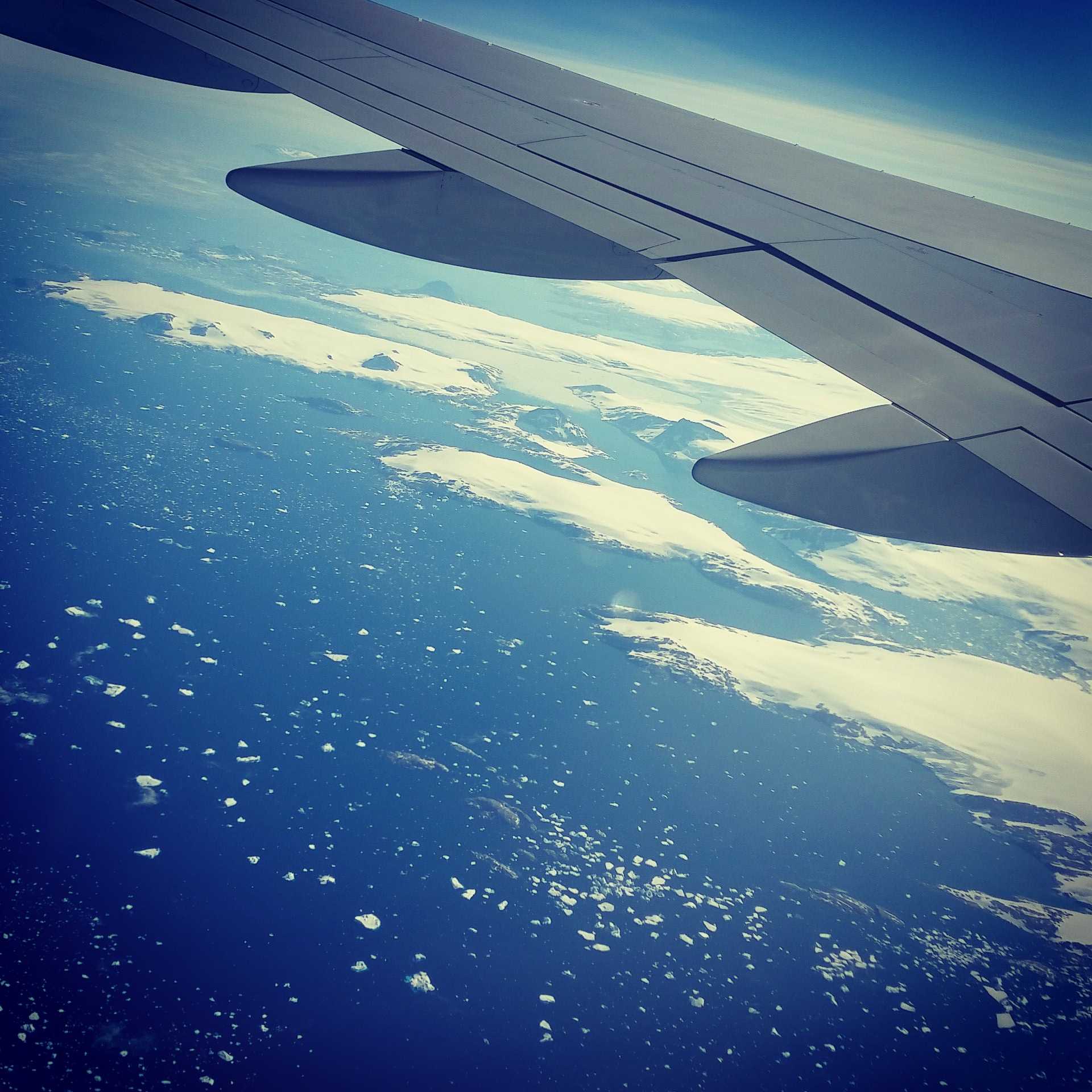best plane window seat view between Reykjavík and Washington